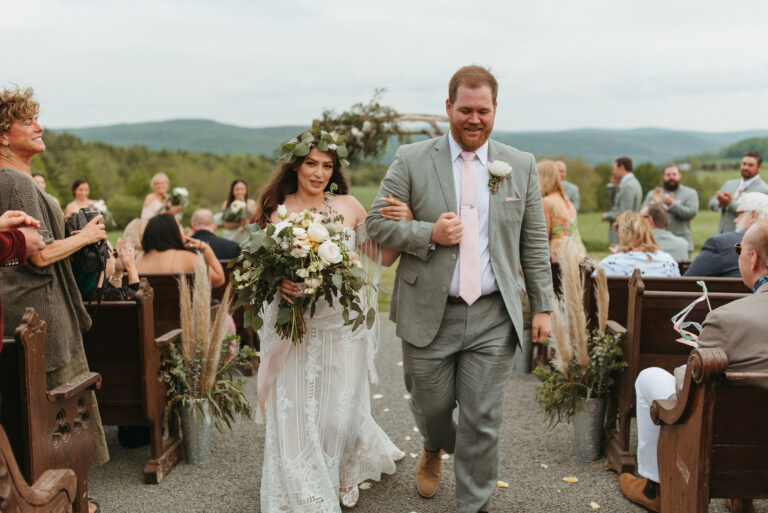 Samantha + Garrett are married! Gilbertsville Farmhouse | South New ...